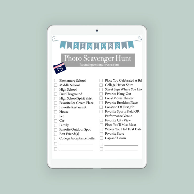 Graduation Photo Scavenger Hunt - parentingteensandtweens.com