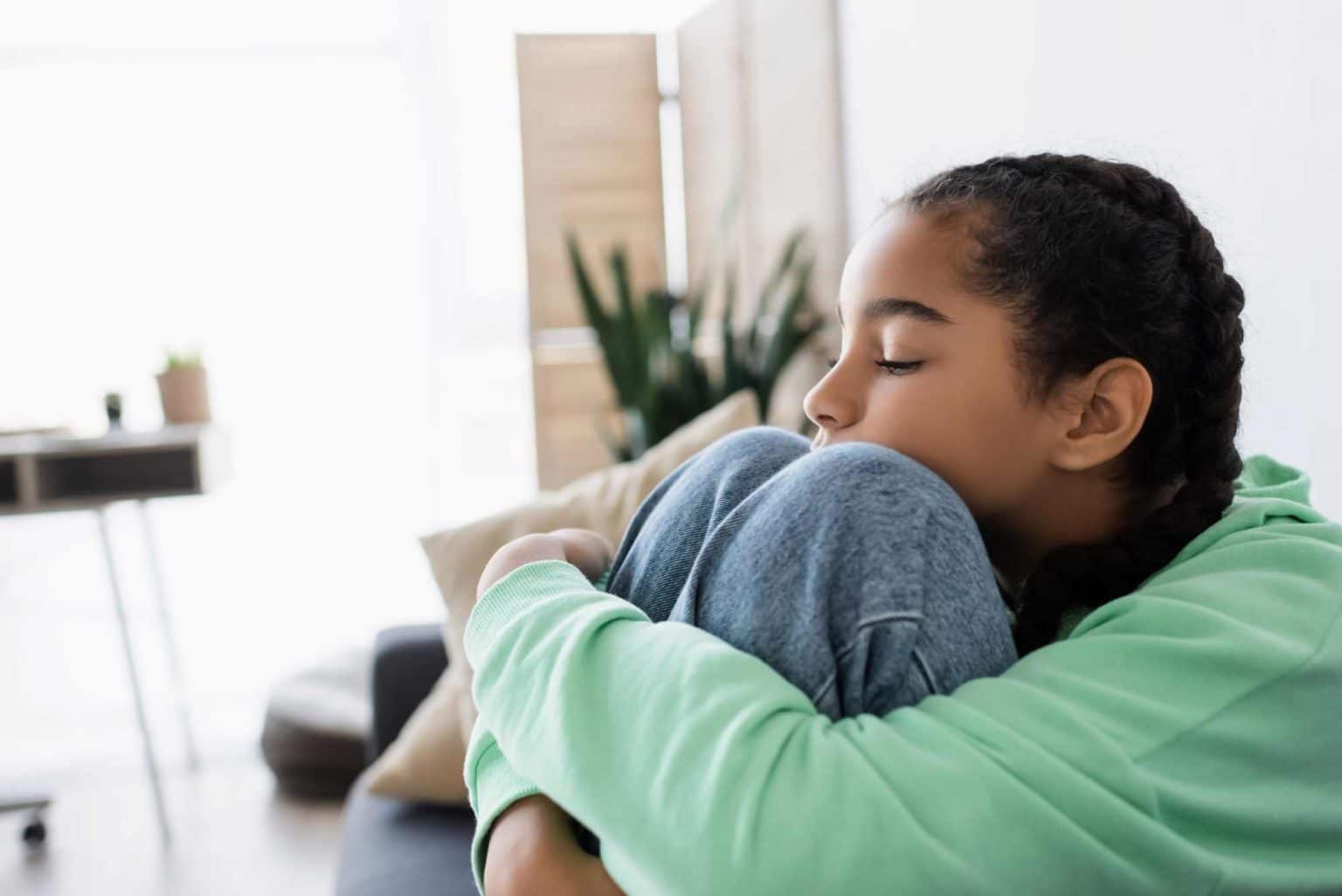 4 Healthy Ways to Support Your Teens When They're Upset
